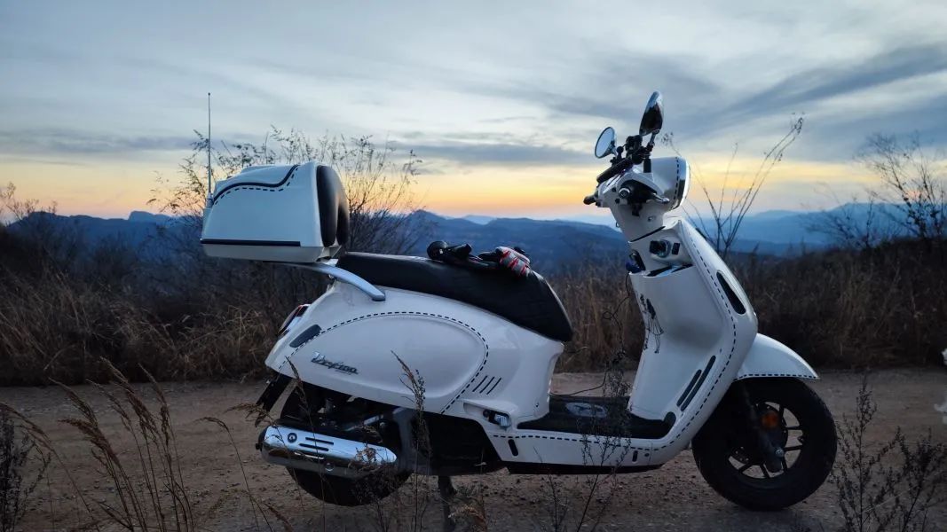 骑帅不骑快，大阳VRF150复古踏板值得拥有_官方新闻大阳摩托